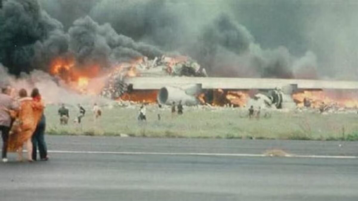 5 of The Worst Incidents in Aviation History