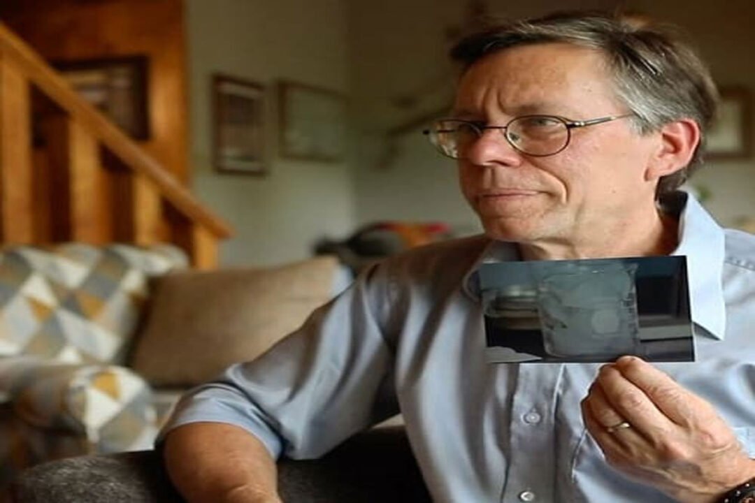 The Bob Lazar Story: Is he Telling the Truth?