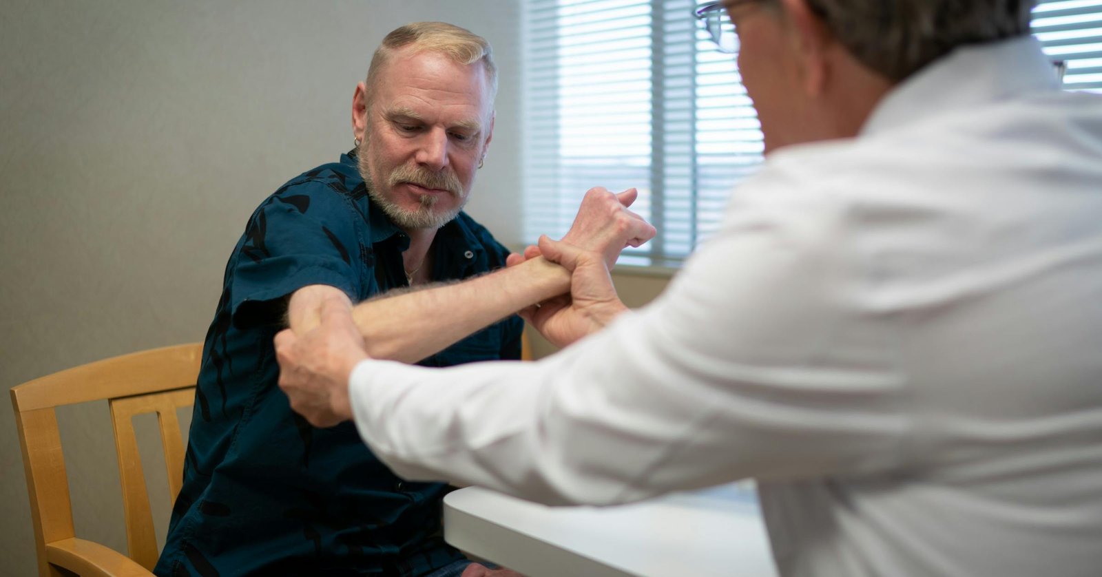 How John Thompson Survived Losing Both of His Arms